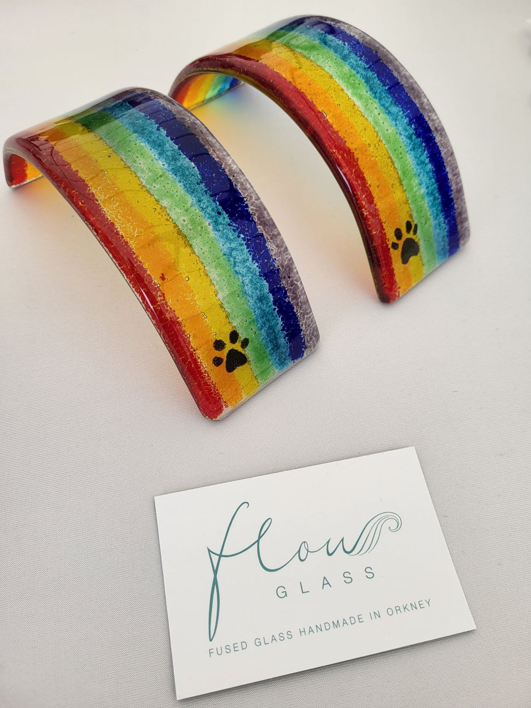 Rainbow Pawprint Small – Flow Glass